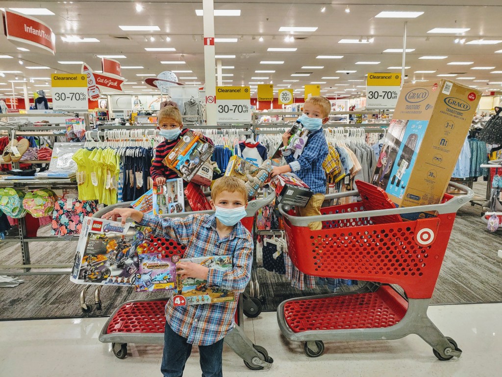 How our extra large family celebrates birthdays – Little House in the ...